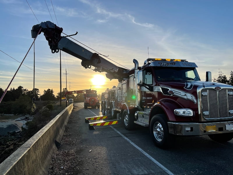 Big Jobs: Coos Bay Heavy Towing & Commercial Operations